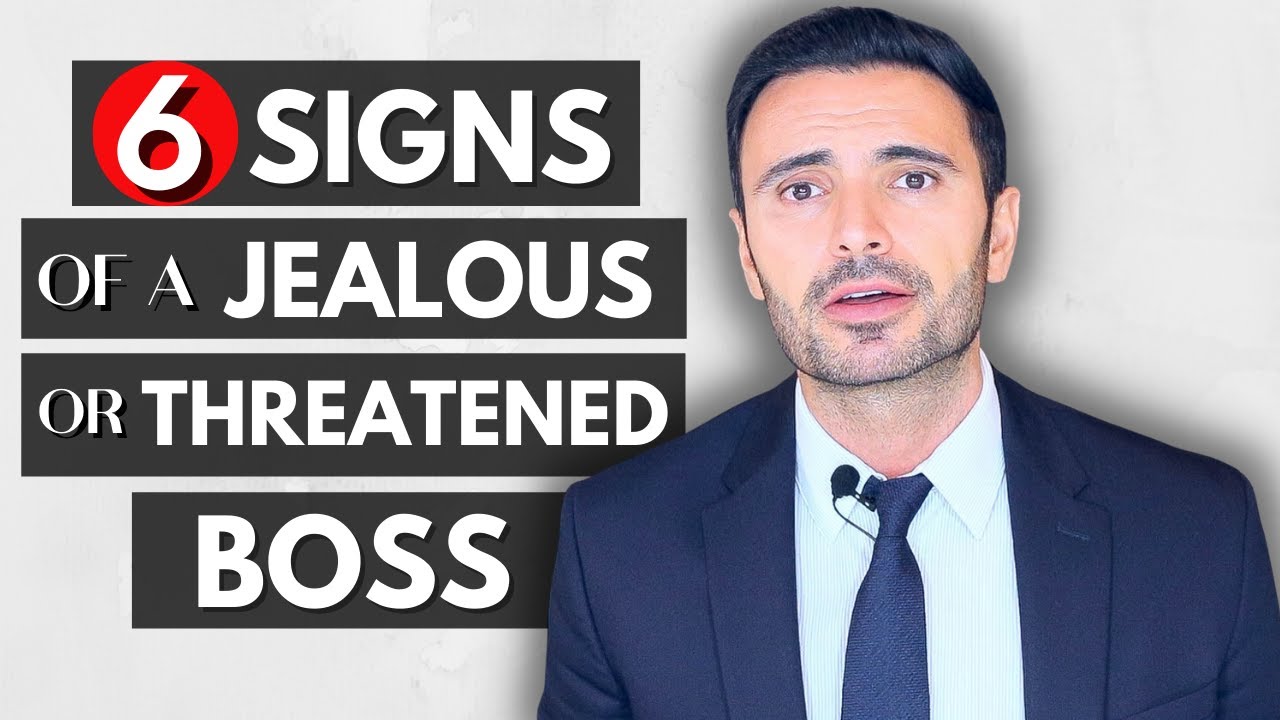 Signs Your Boss is Intimidated by You (How to Deal With An Insecure ...
